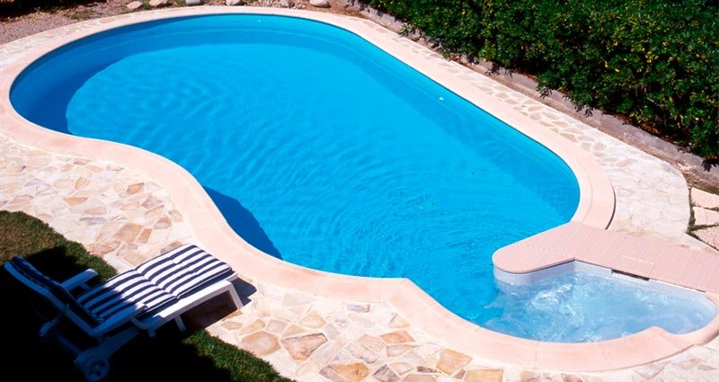 Piscina prefabricada en Castellón | Piscinas Suinco